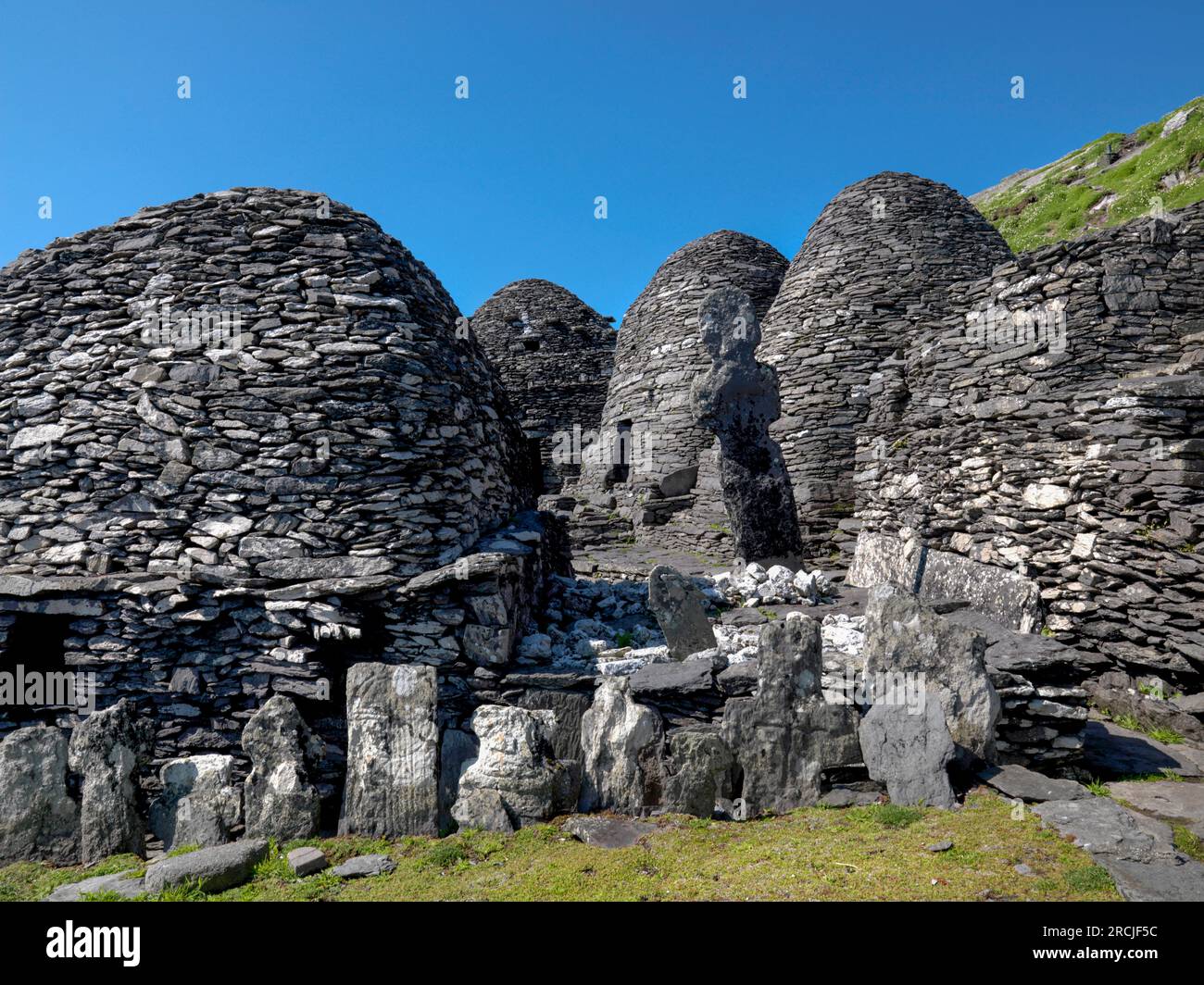 Beehive Huts at the UNESCO World Heritage site, Skellig Michael ...