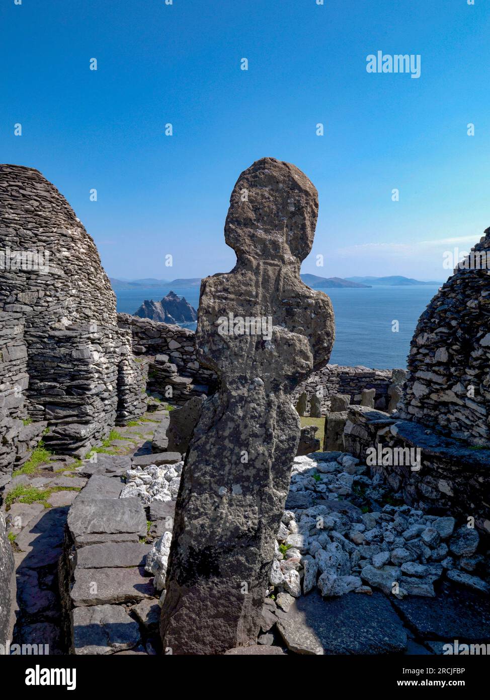 Beehive Huts at the UNESCO World Heritage site, Skellig Michael ...
