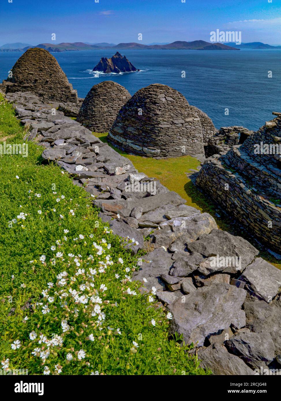 Beehive Huts at the UNESCO World Heritage site, Skellig Michael ...