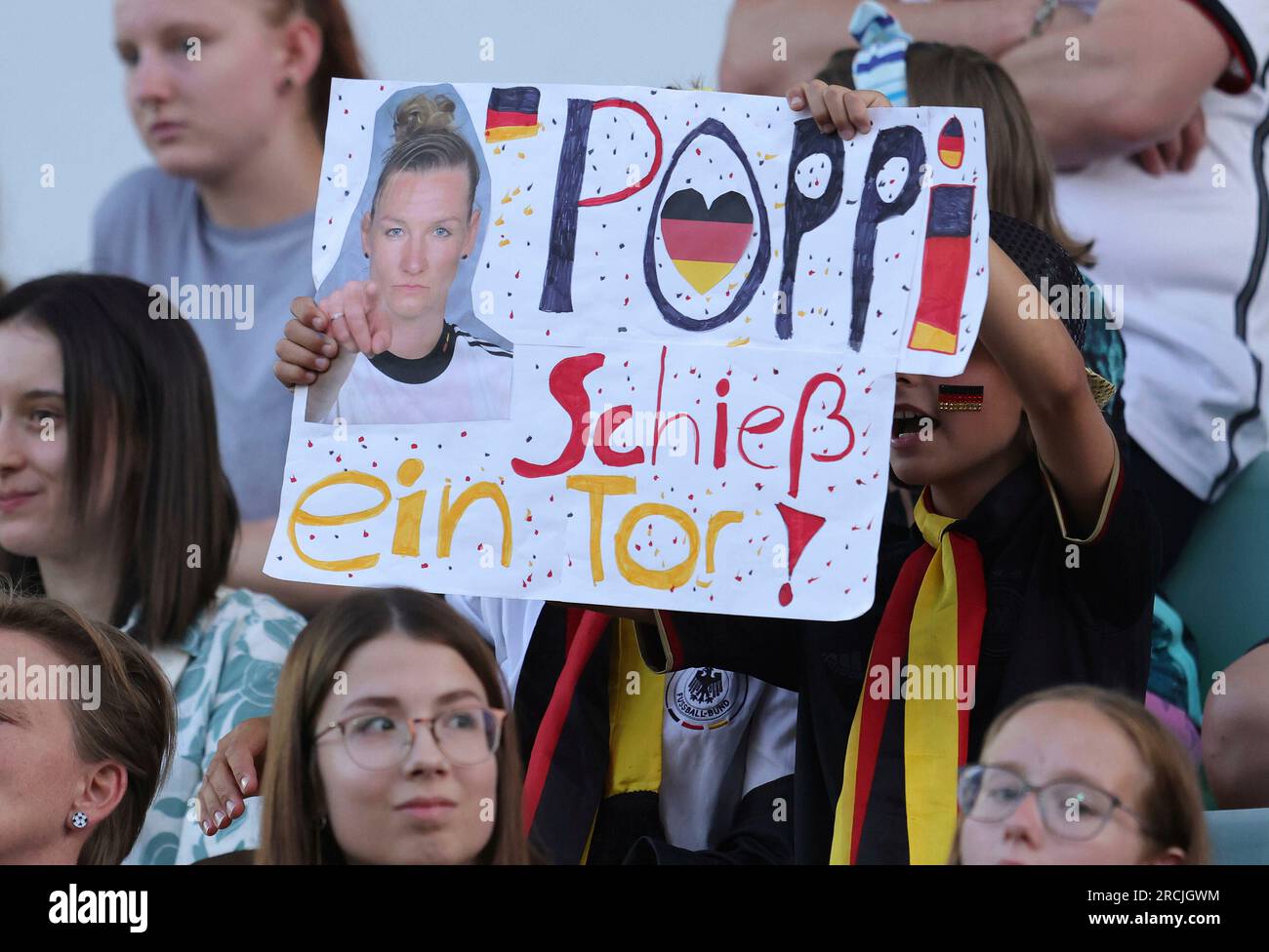 24 season 2 poster hi-res stock photography and images - Alamy