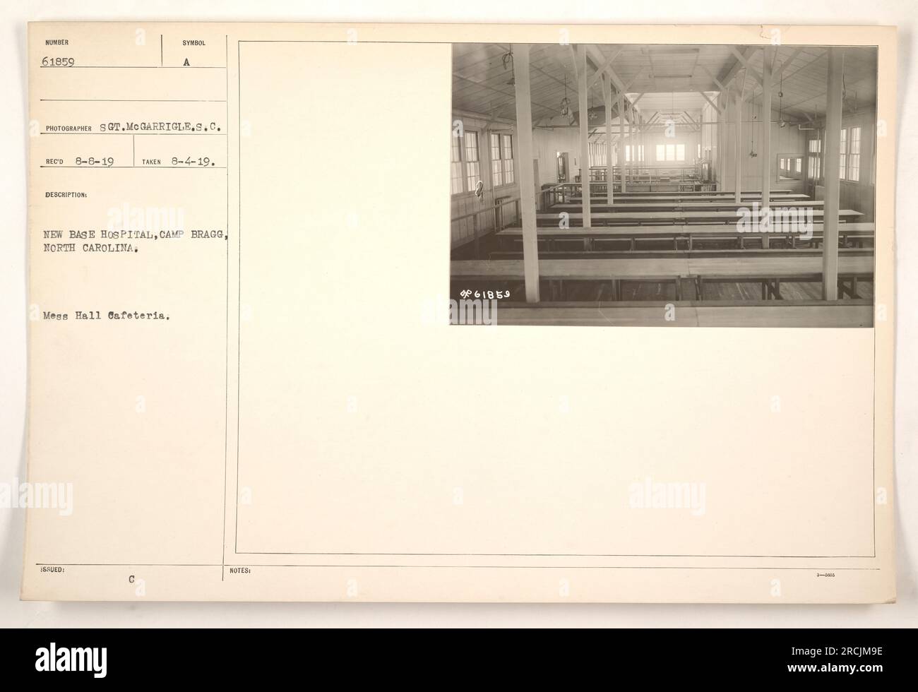 Mess hall cafeteria hi-res stock photography and images - Alamy