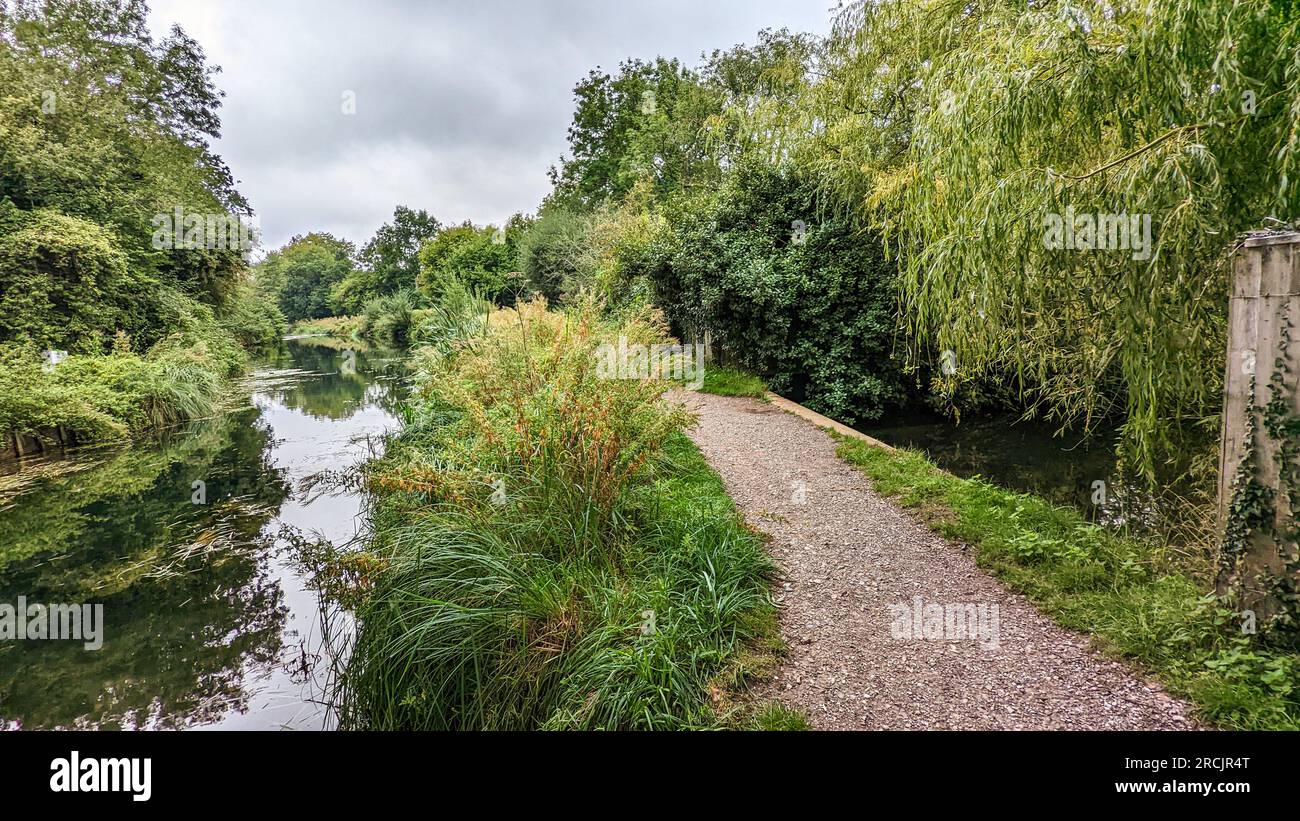 Wey Navigation and Basingstoke Canal entire route locks canal boats ...