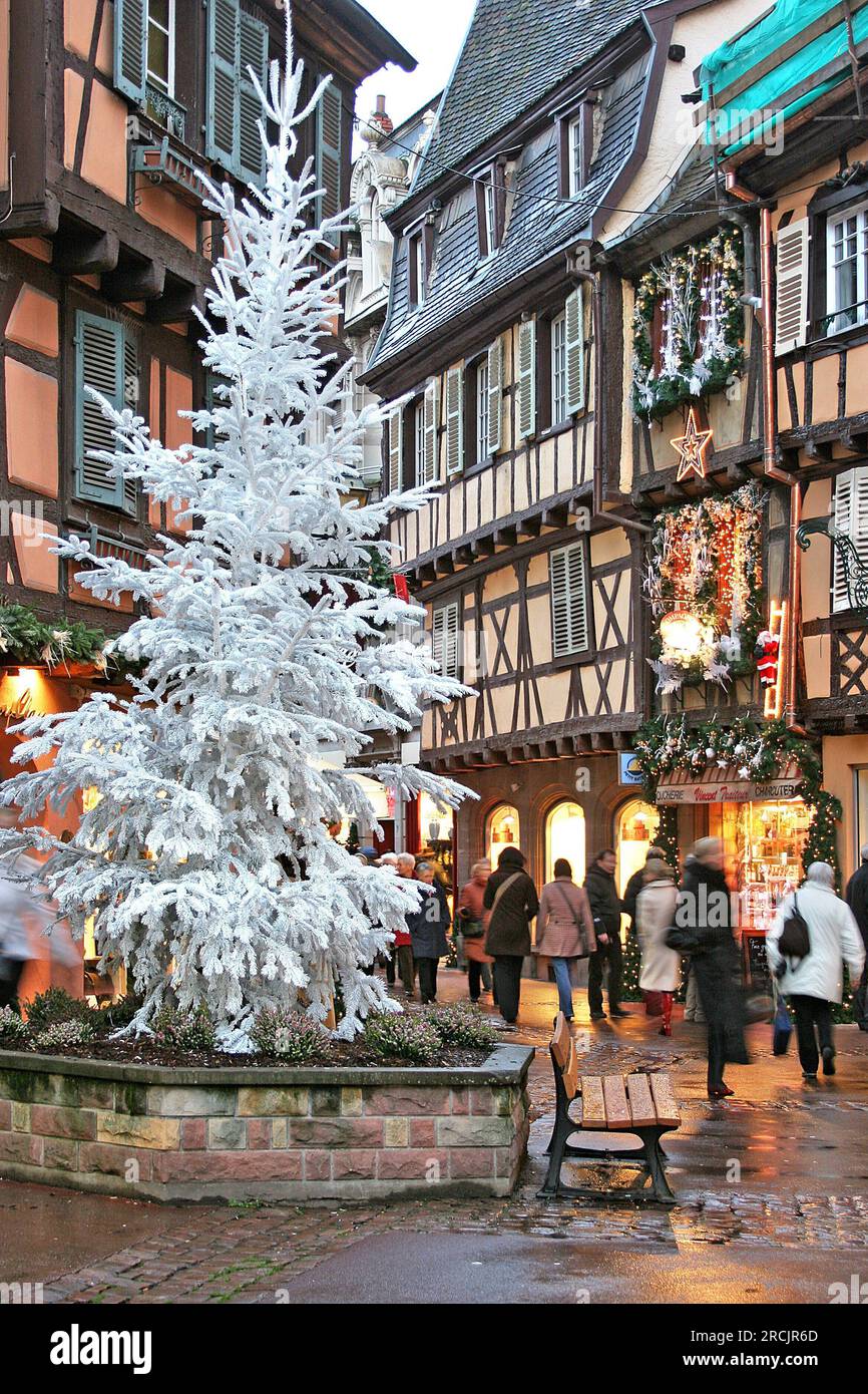 Colmar christmas markets hi-res stock photography and images - Alamy