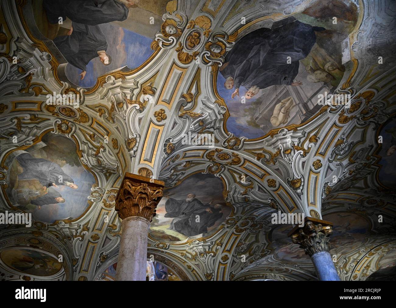 Italy with baroque ceiling frescoes and chandelier hi-res stock ...