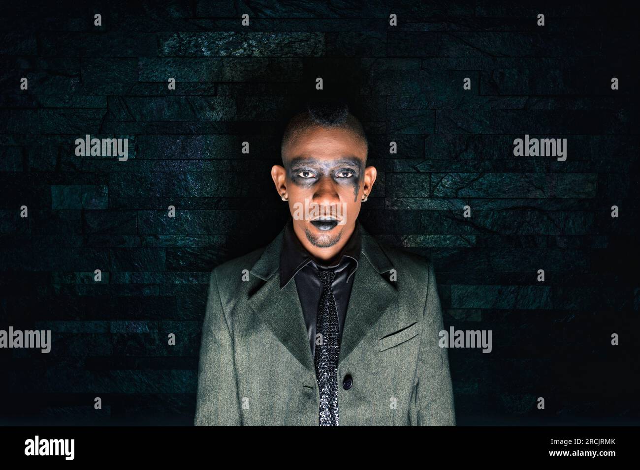 Tomahawk hairstyle hi-res stock photography and images - Alamy