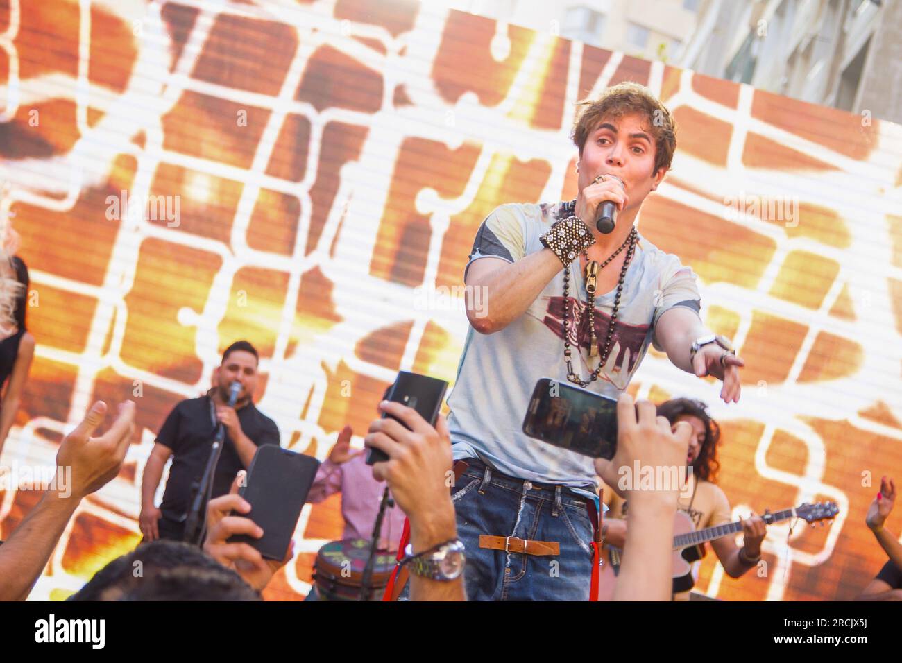 Lebanese performer hi-res stock photography and images - Alamy