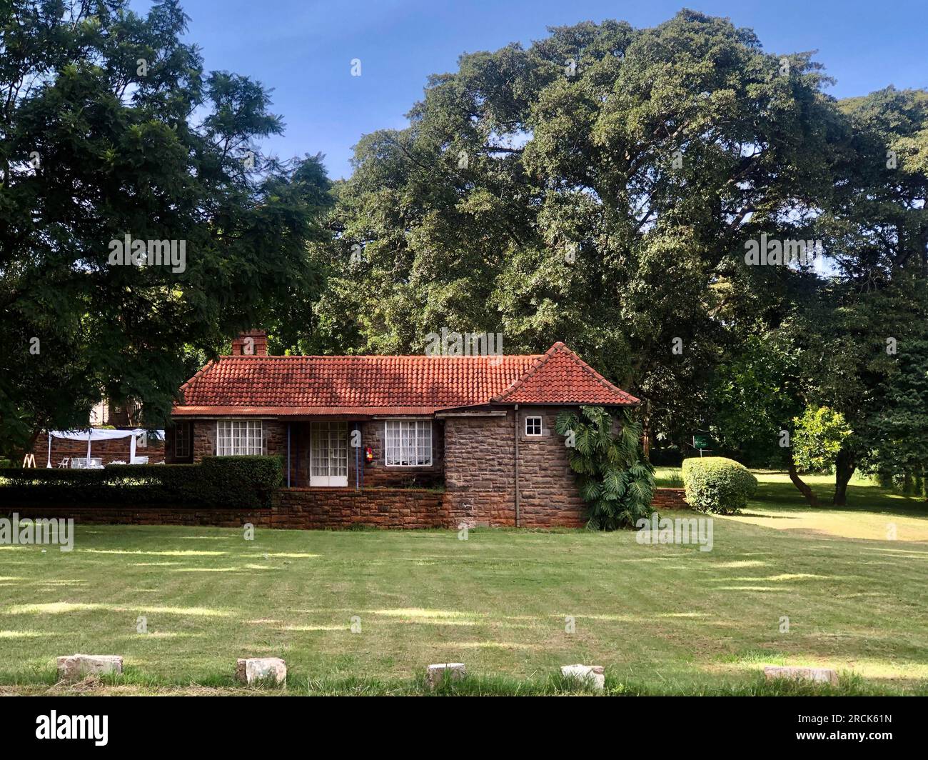 MARULA MANOR - THE ROYAL MANOR MARULA MANOR - It is here you will find ...