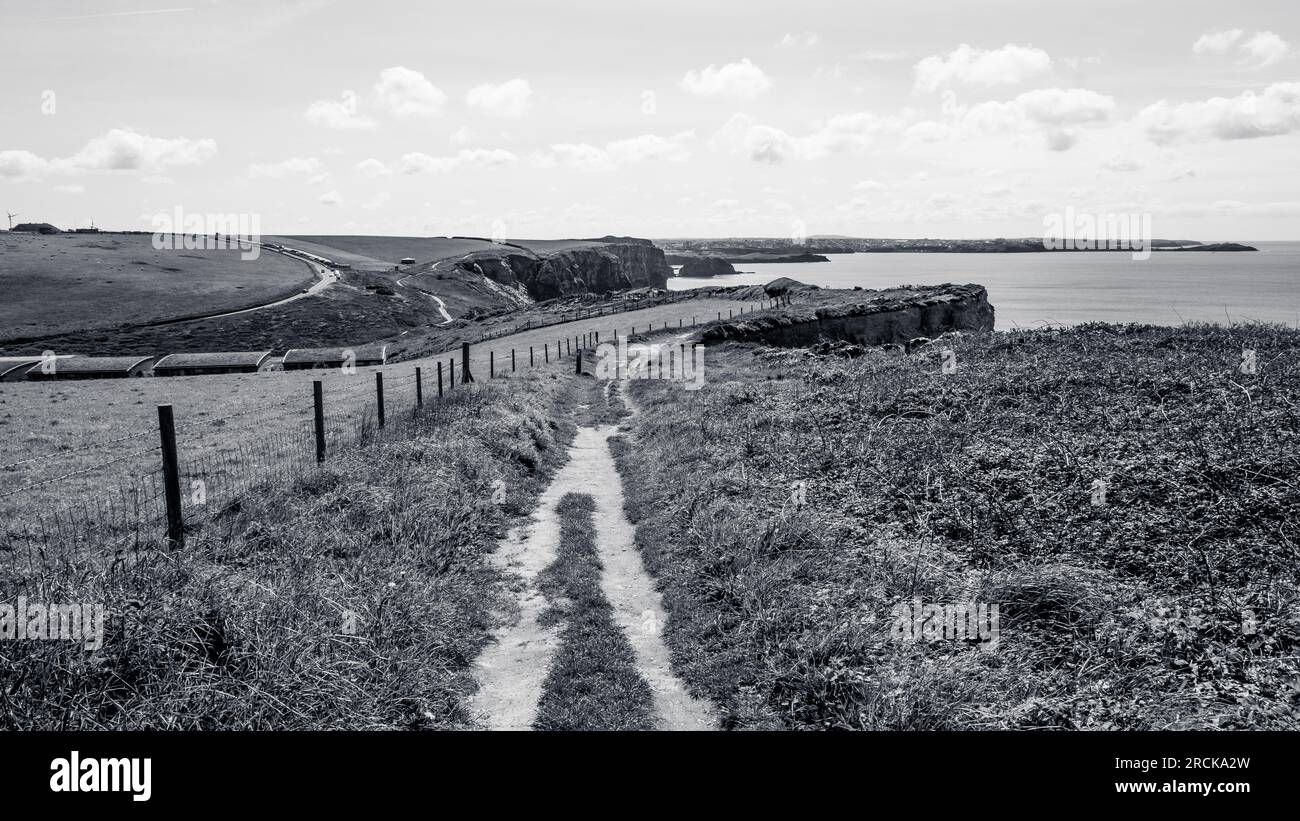 Coastal path cliff path cornish coast walk hi-res stock photography and ...