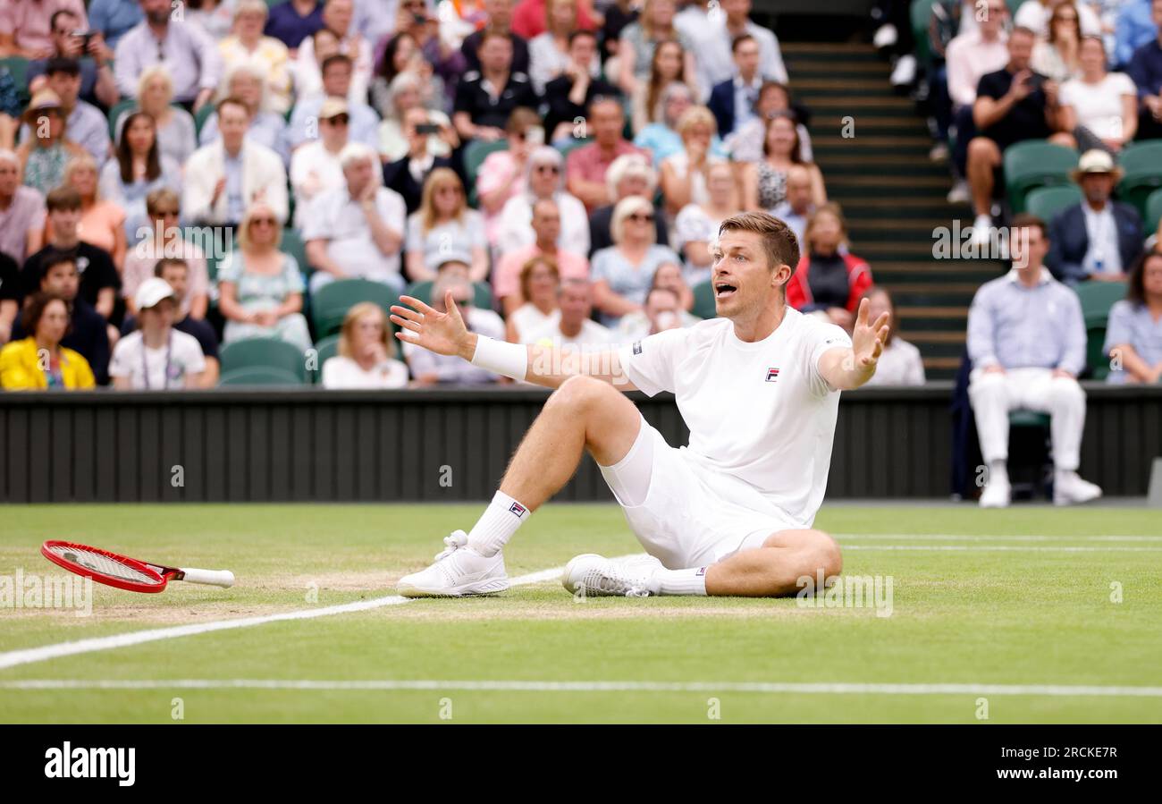 Neal Skupski celebrates following victory over Marcel Granollers and ...