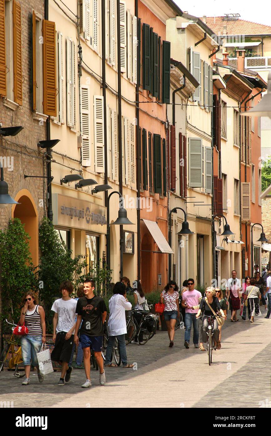 Via Cavour, Ravenna, Emilia-Romagna, Italy Stock Photo - Alamy