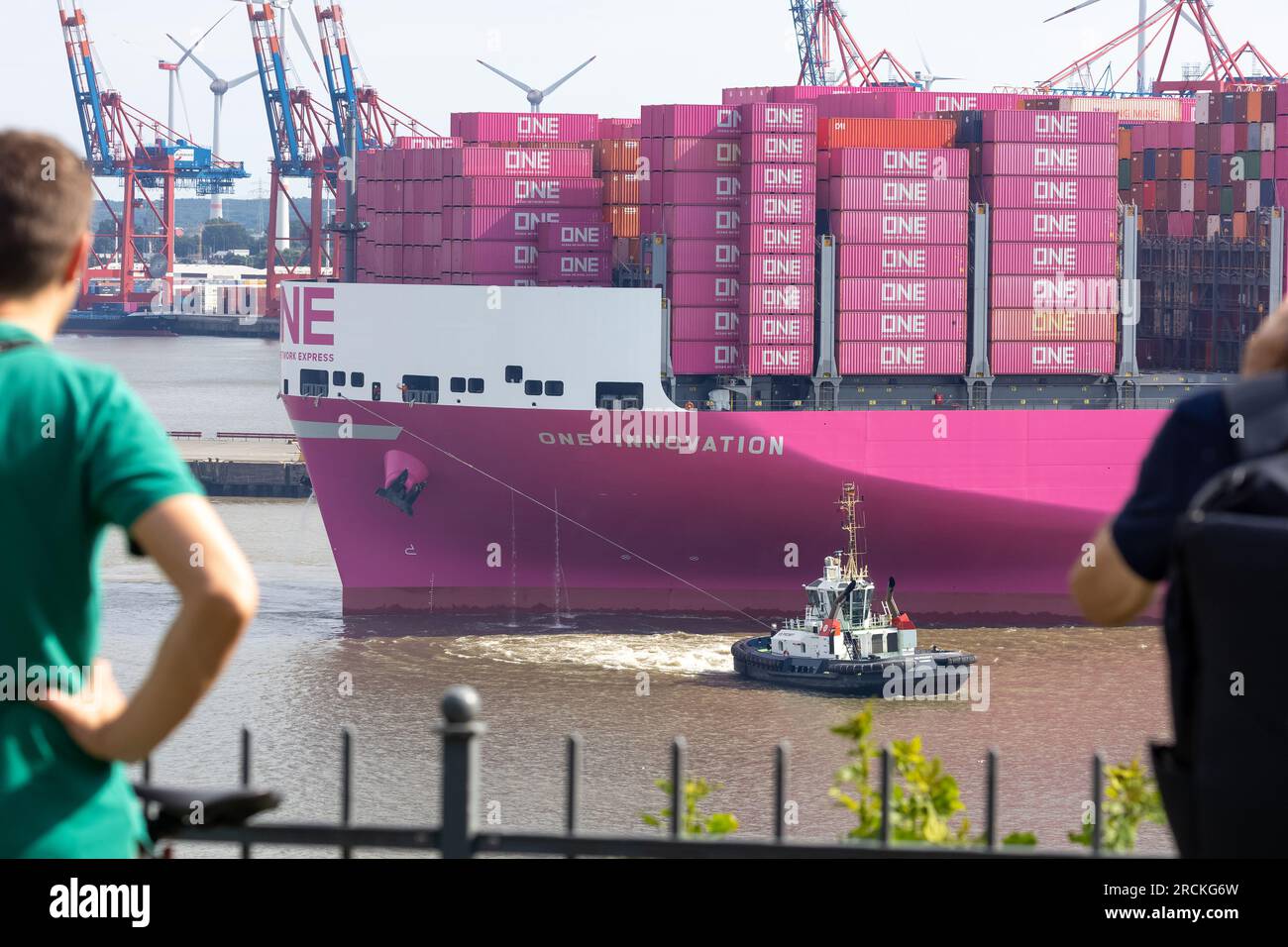 Hamburg, Germany. 15th July, 2023. The container ship "One Innovation ...