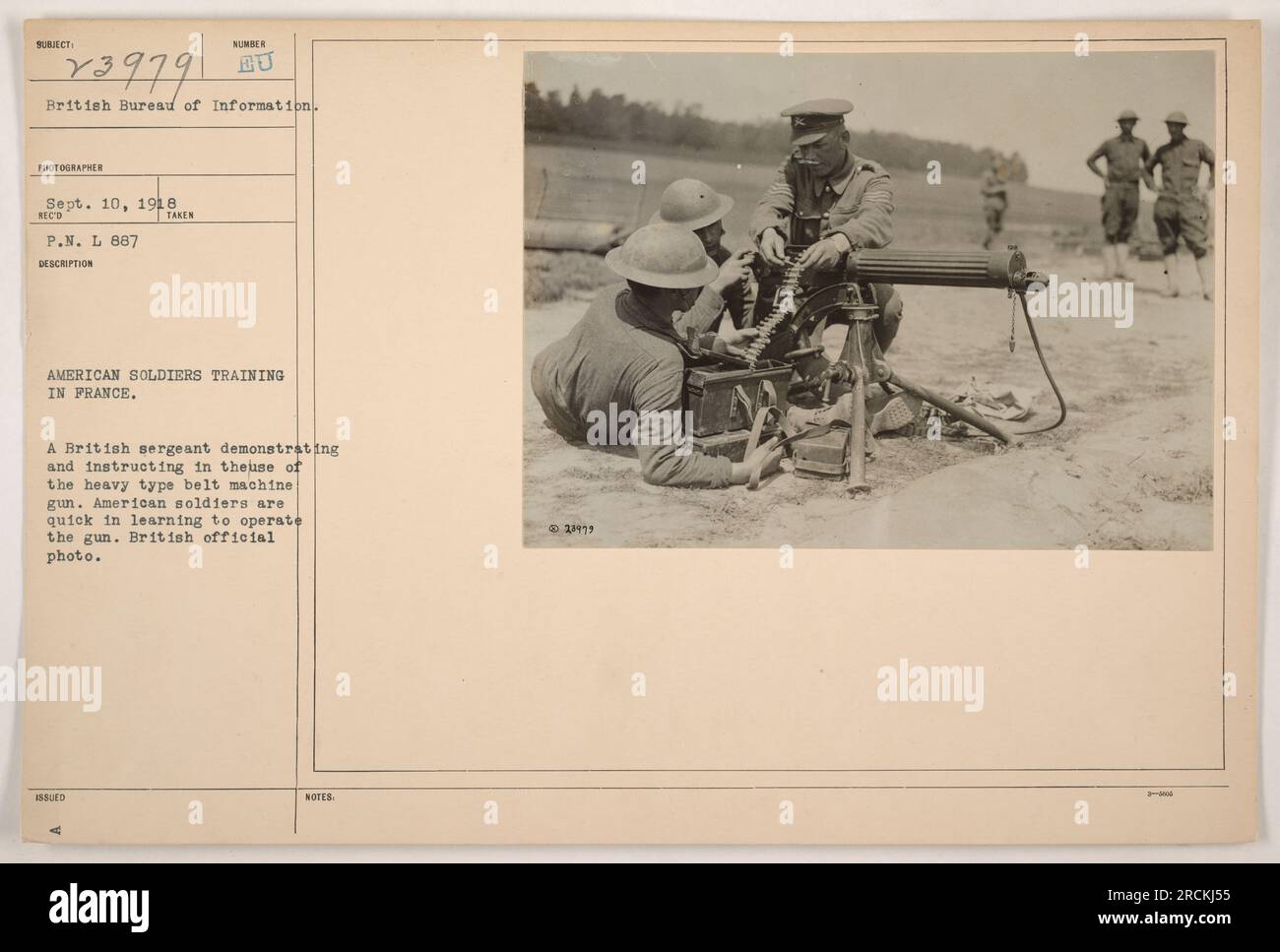 Heavy type belt machine gun hi-res stock photography and images - Alamy