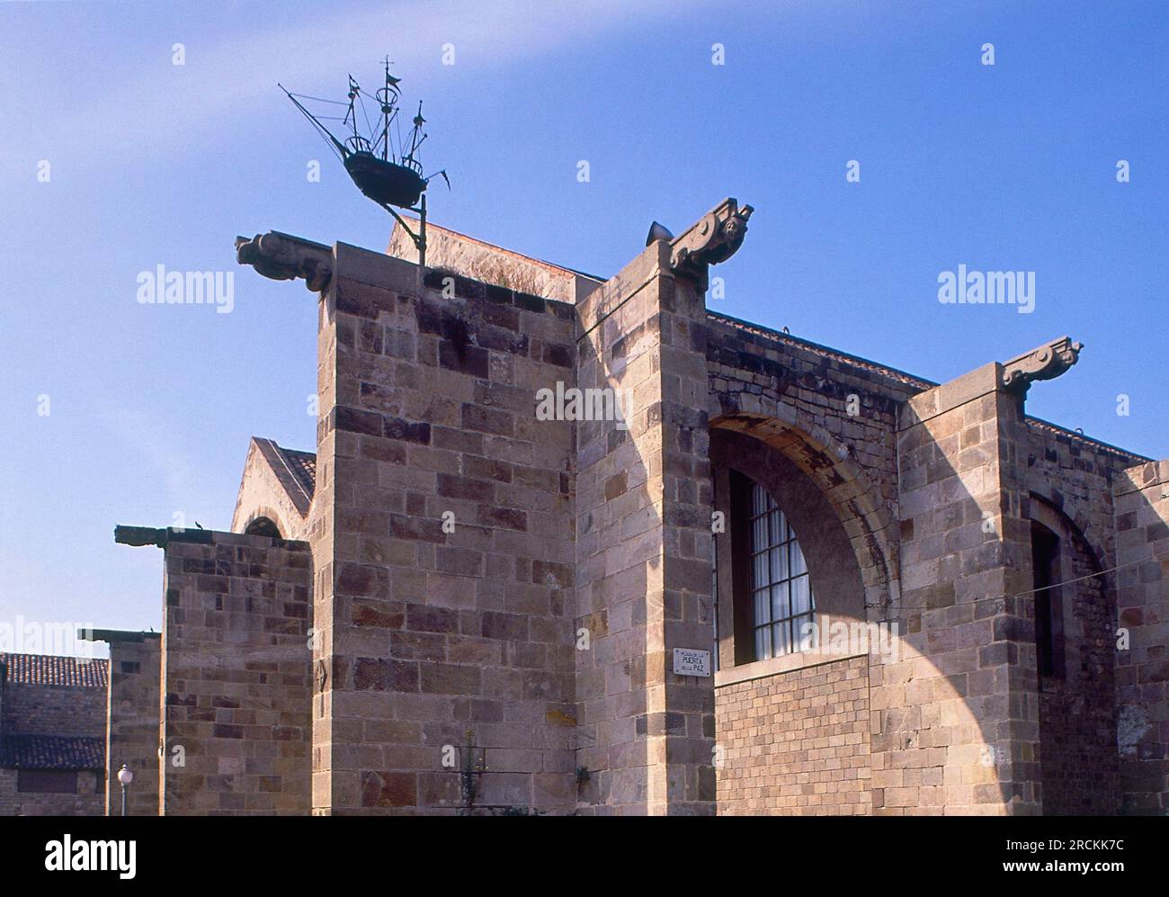 Museo maritimo barcelona hi-res stock photography and images - Alamy