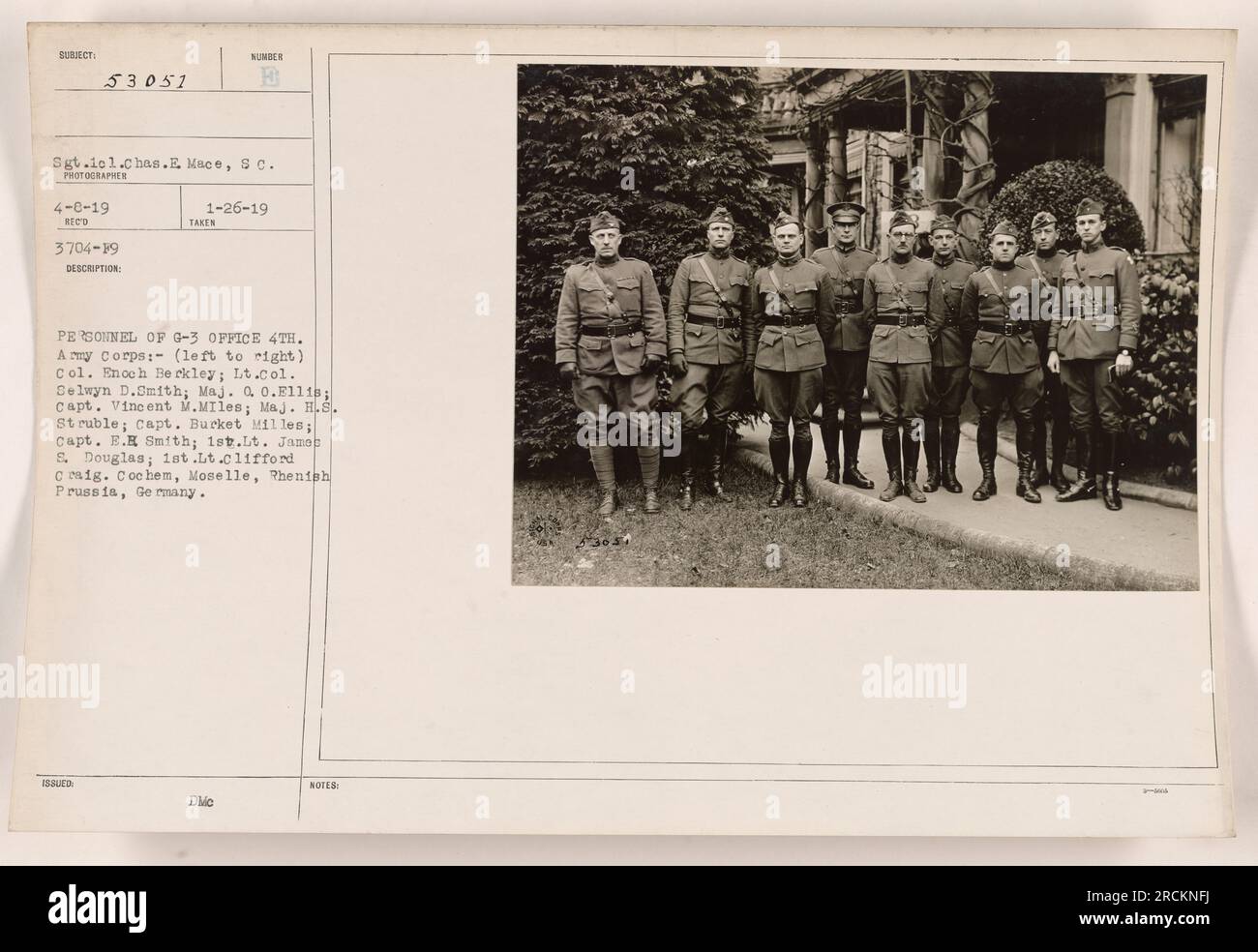 Left right lt col craig hi-res stock photography and images - Alamy