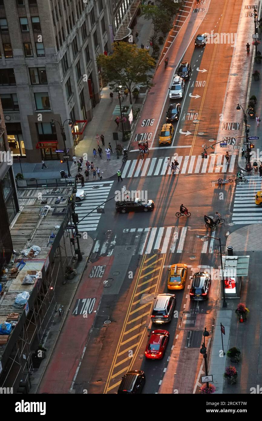 34th Street scene from overhead in Murray Hill neighborhood, New York ...