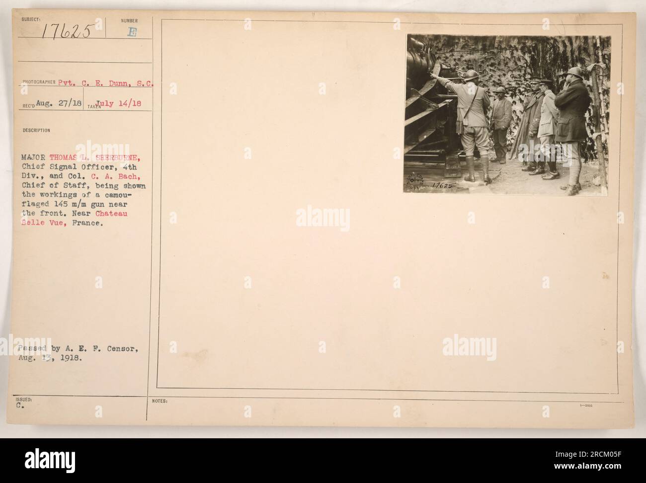 "Major Thomas L. Sherburne, Chief Signal officer, 4th Div., and Col. C ...