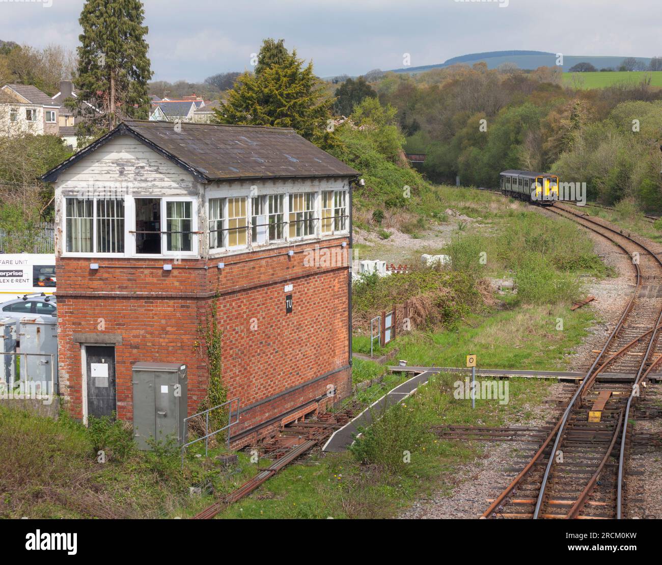 Absolute block signalling hi-res stock photography and images - Alamy
