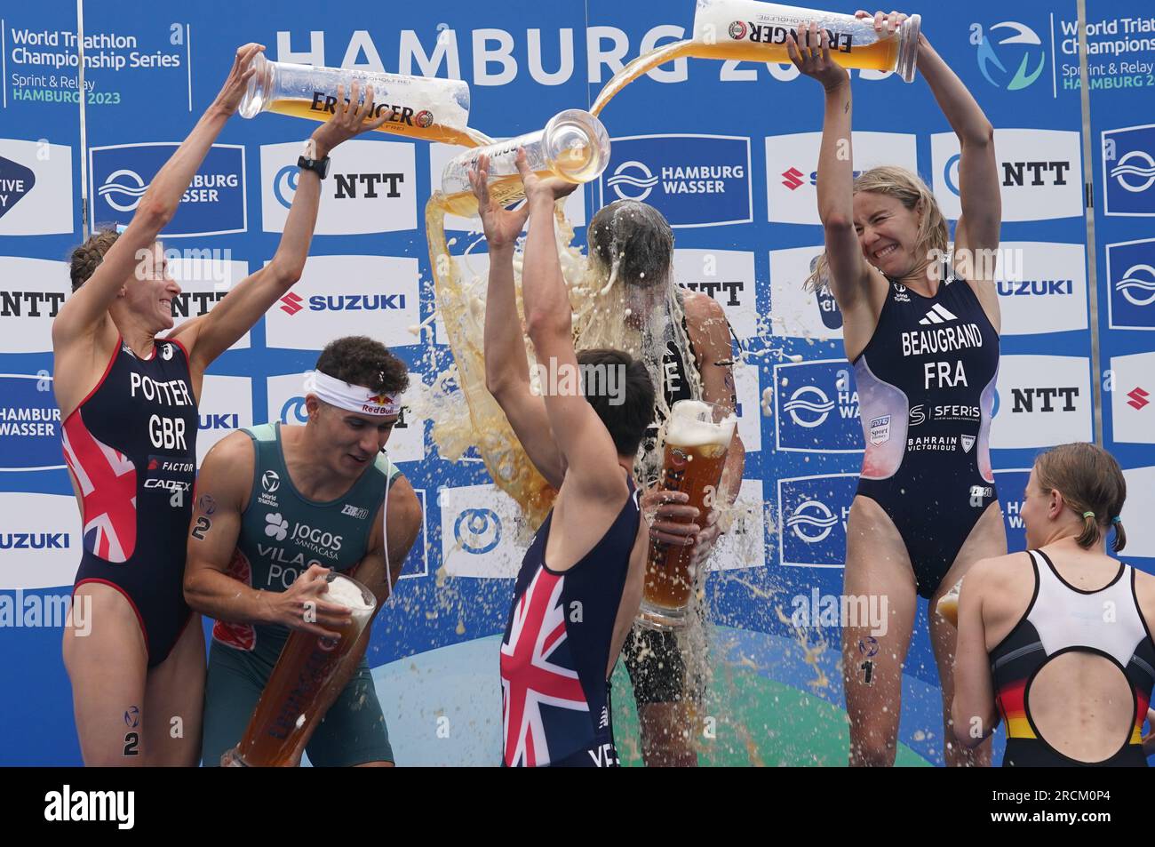 Hamburg, Germany. 15th July, 2023. Triathlon: ITU World Triathlon ...
