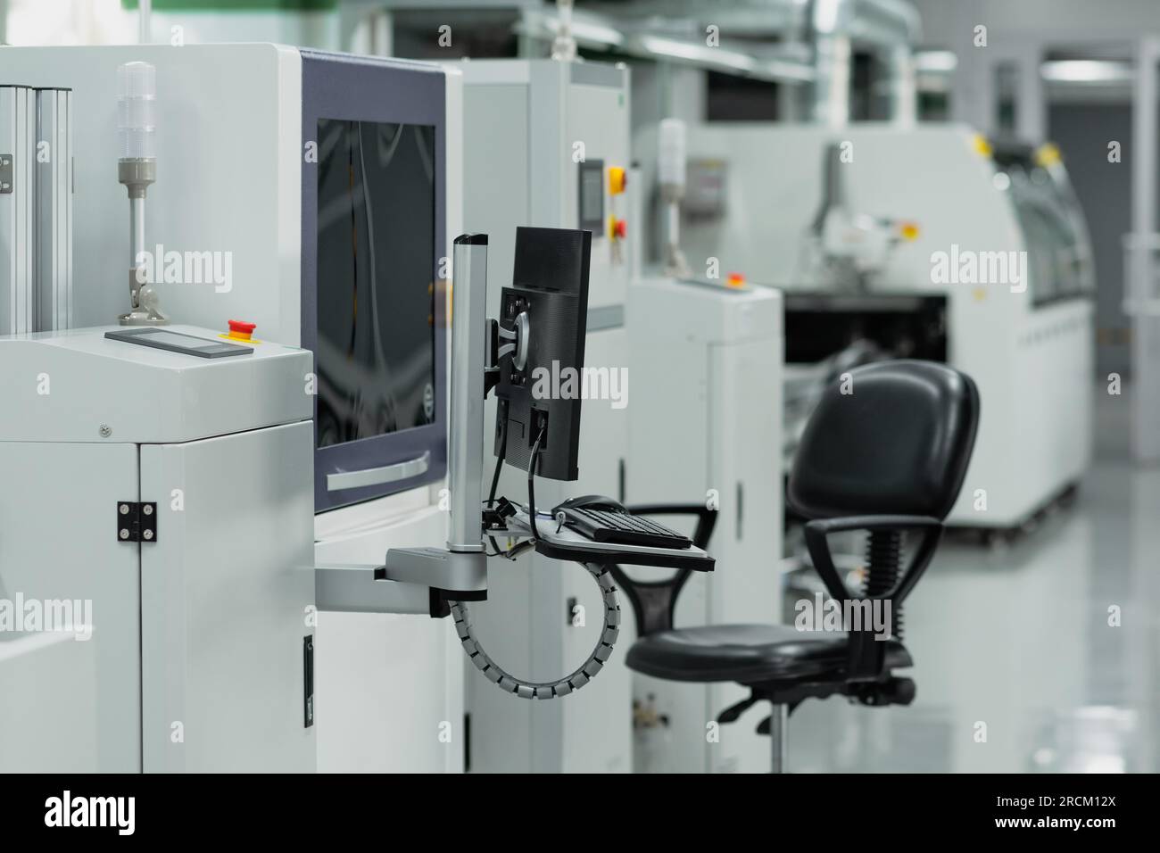 Circuit board manufacturing hi-res stock photography and images - Alamy