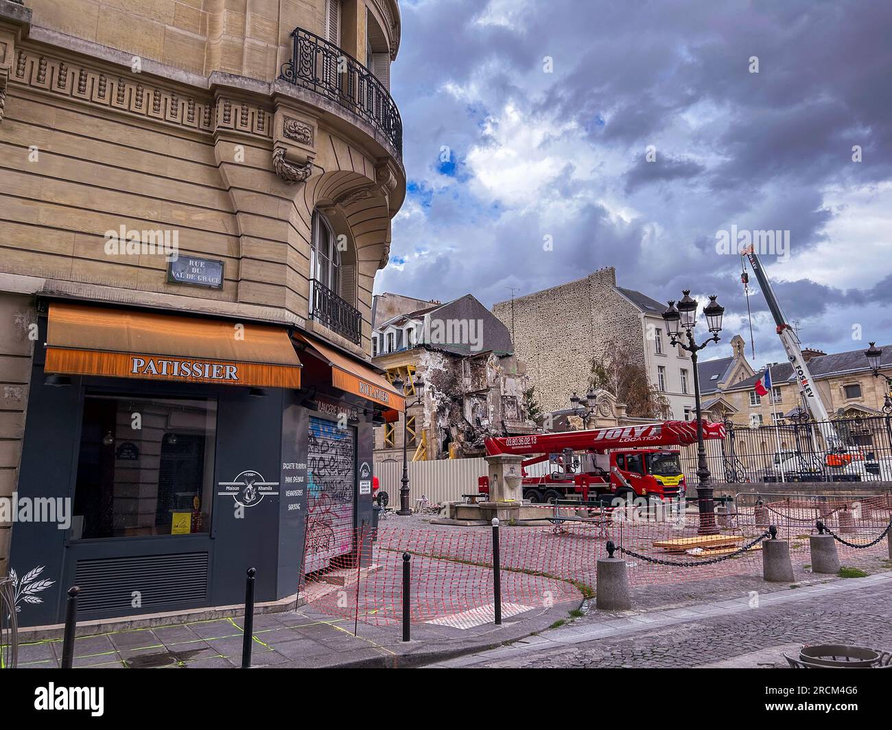 Paris, France, Parisian Buildings in Val de Grace Neighborhood, Rue ...