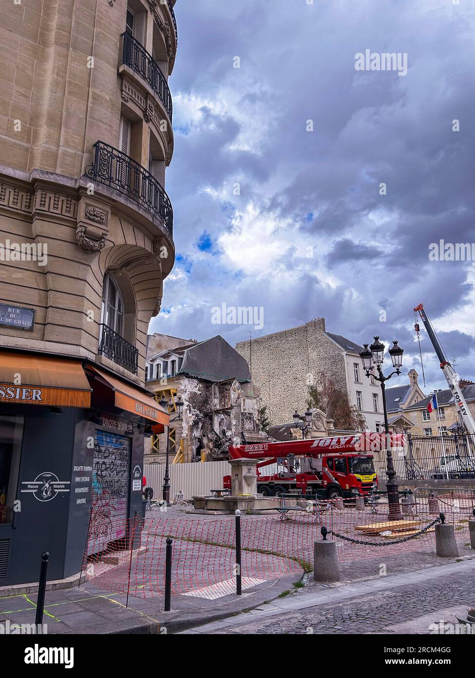 Paris, France, Parisian Buildings in Val de Grace Neighborhood, Rue ...
