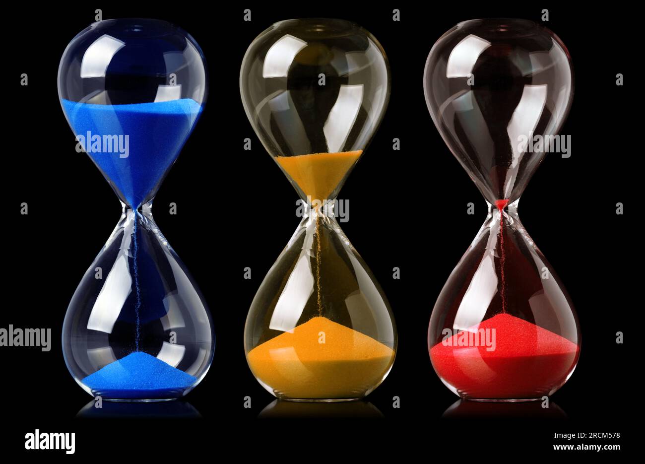 Hourglasses hi-res stock photography and images - Alamy
