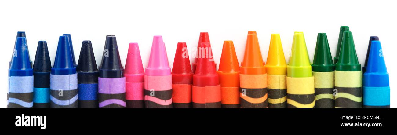 Row of crayons in a rainbow of colors isolated on white Stock Photo - Alamy