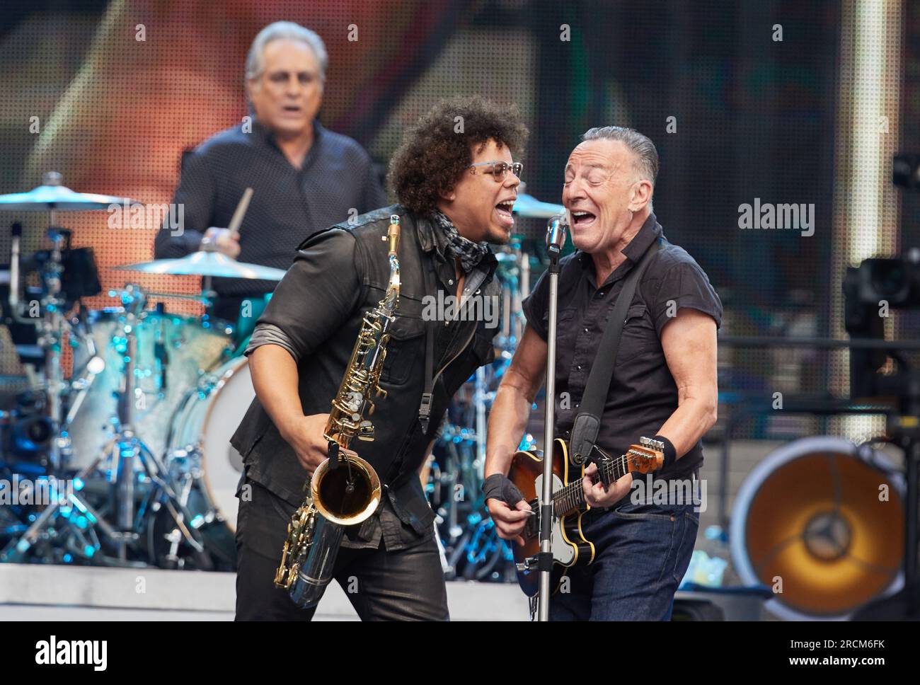Hamburg, Germany. 15th July, 2023. U.S. musicians Max Weinberg (l-r ...