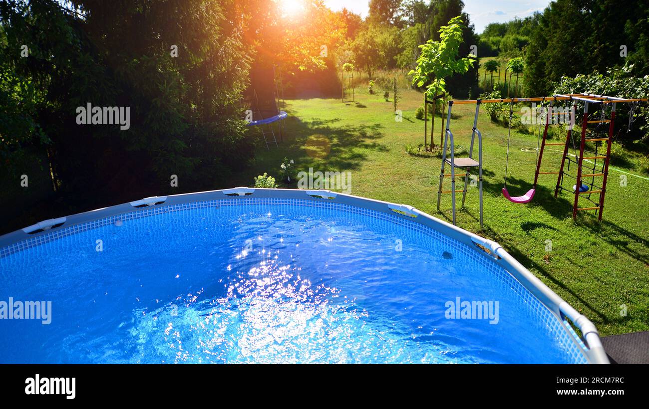 Swimming pool with metal frame for home and garden. Frame swimming pool ...