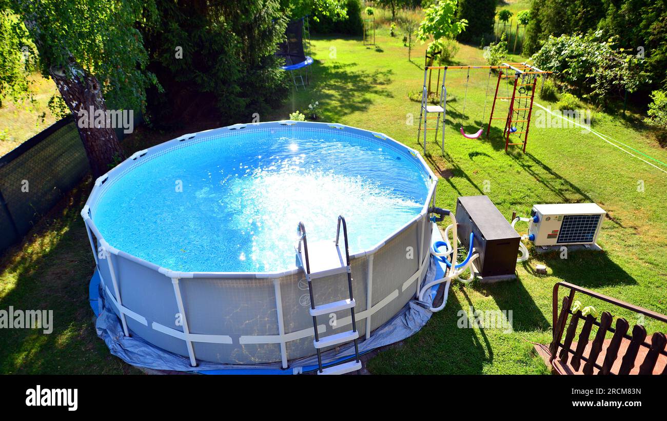 Swimming pool with metal frame for home and garden. Frame swimming pool ...