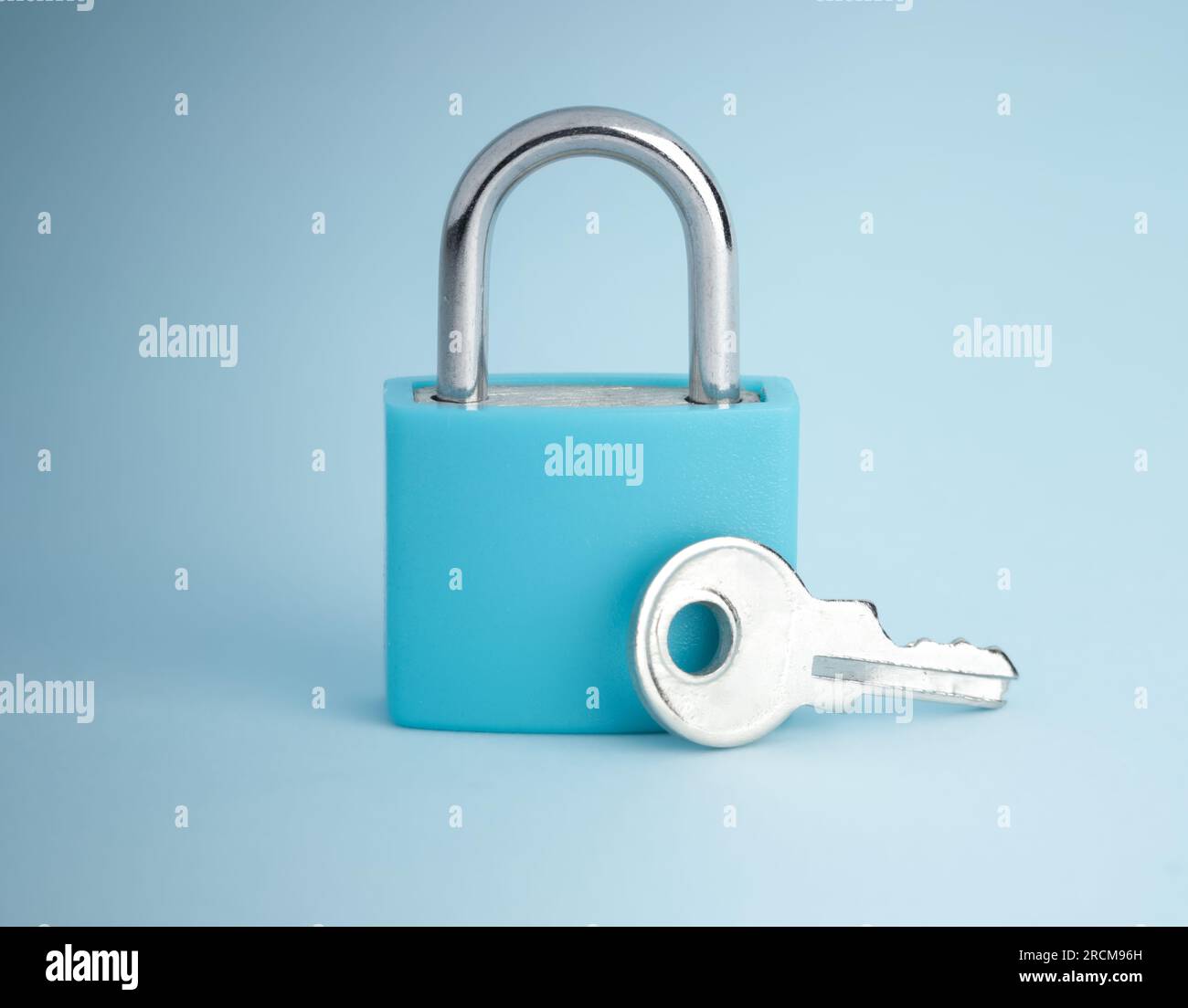 Simple lock hi-res stock photography and images - Alamy