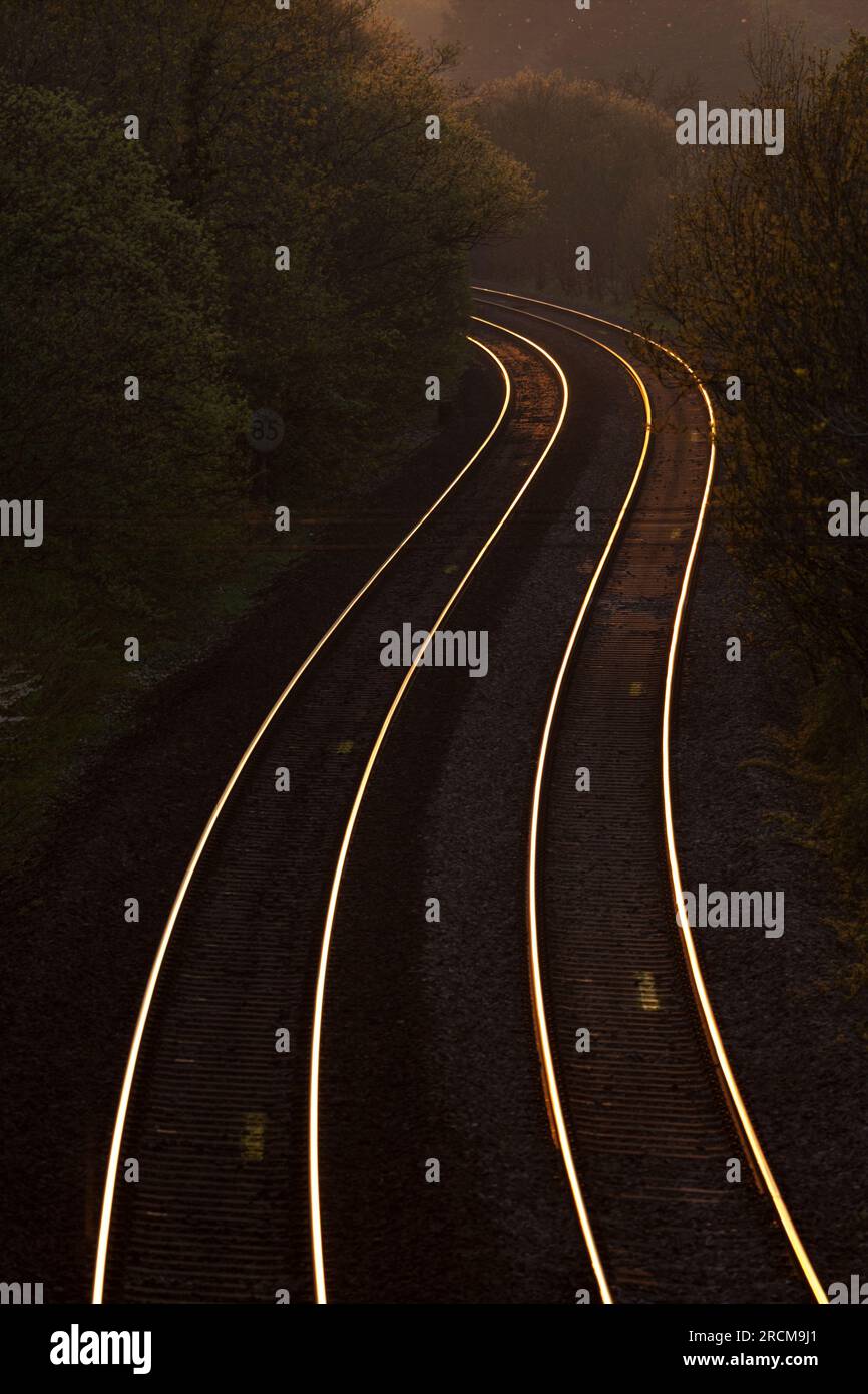 Rail track bend hi-res stock photography and images - Alamy