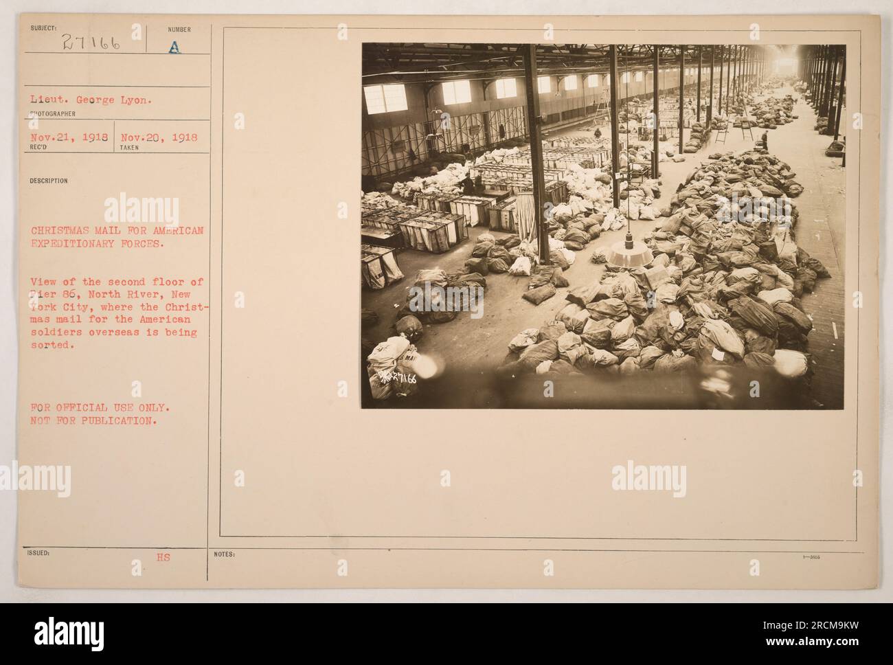 Sorting mail at pier 86 hi-res stock photography and images - Alamy