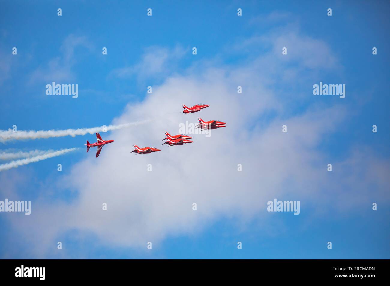 The Red Arrows display at RAF Fairford Royal International Air Tattoo ...
