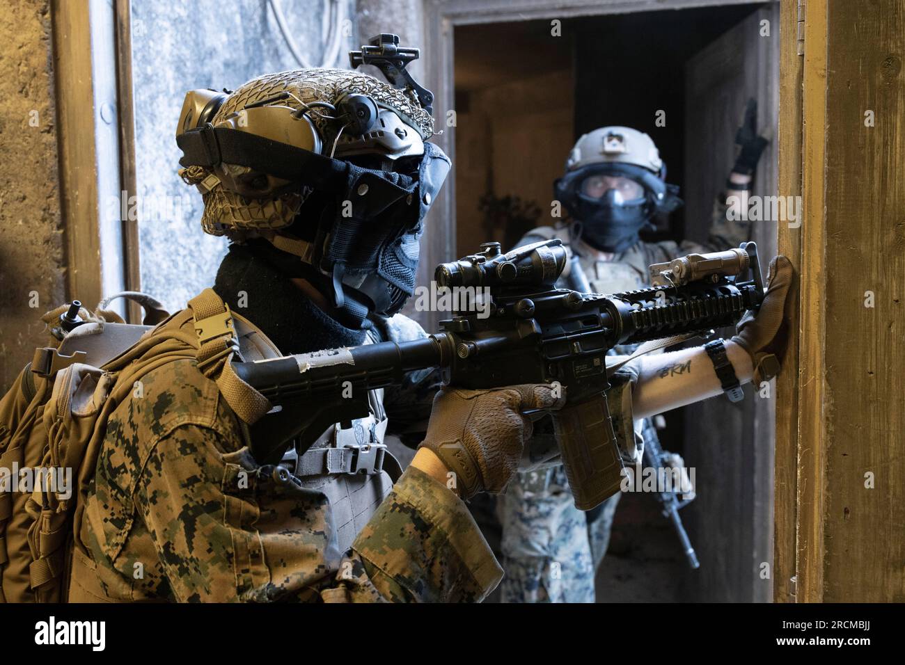 U.S. Marines with Advanced Infantry Training Battalion, School of ...