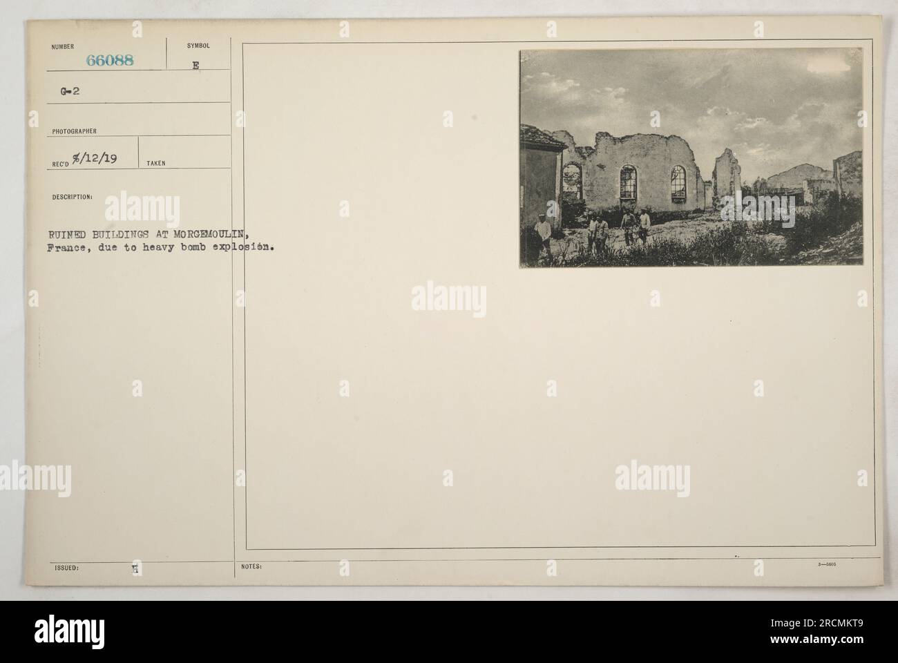 Heavy bomb explosions hi-res stock photography and images - Alamy