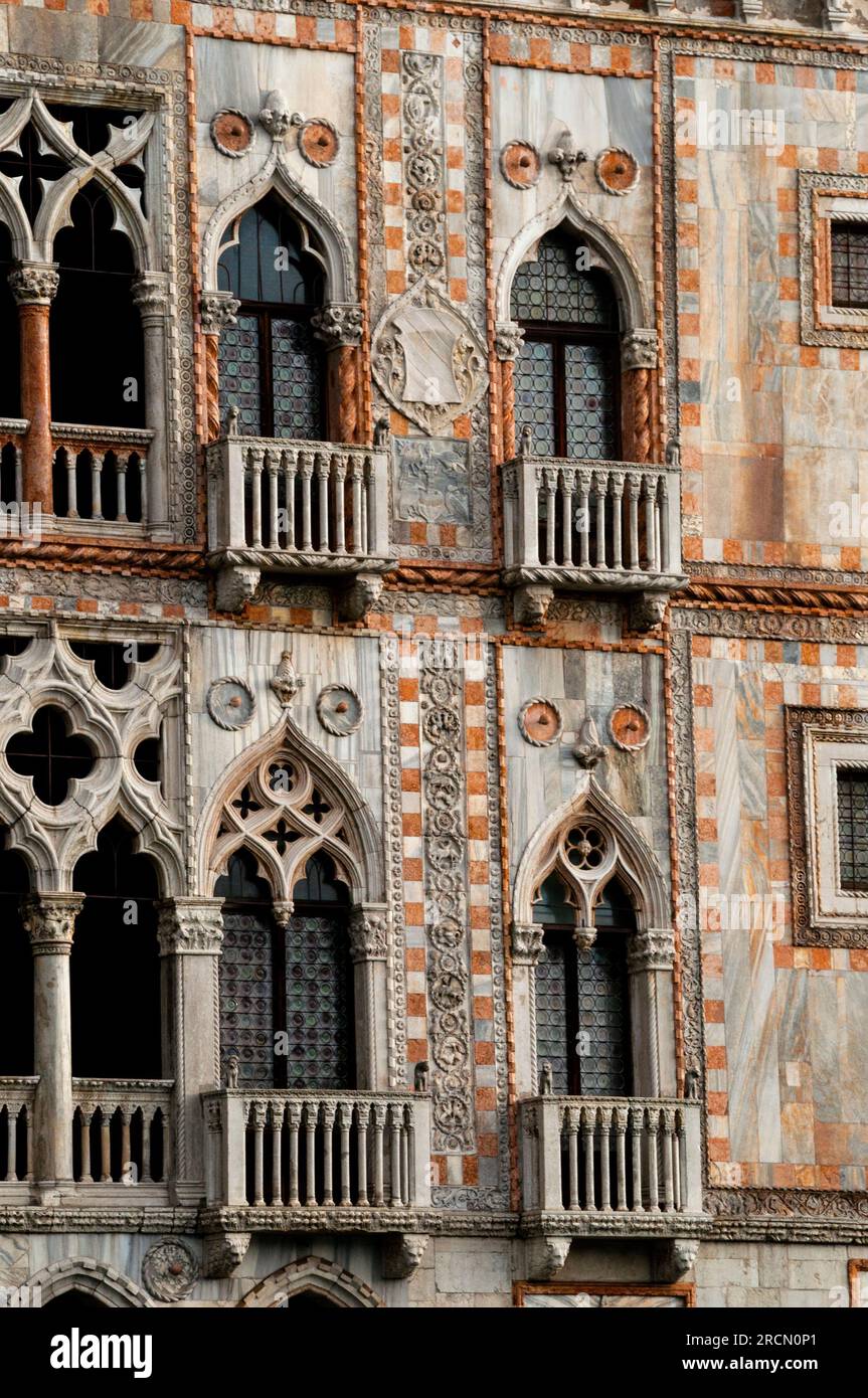 Venetian gothic architecture hi-res stock photography and images - Alamy