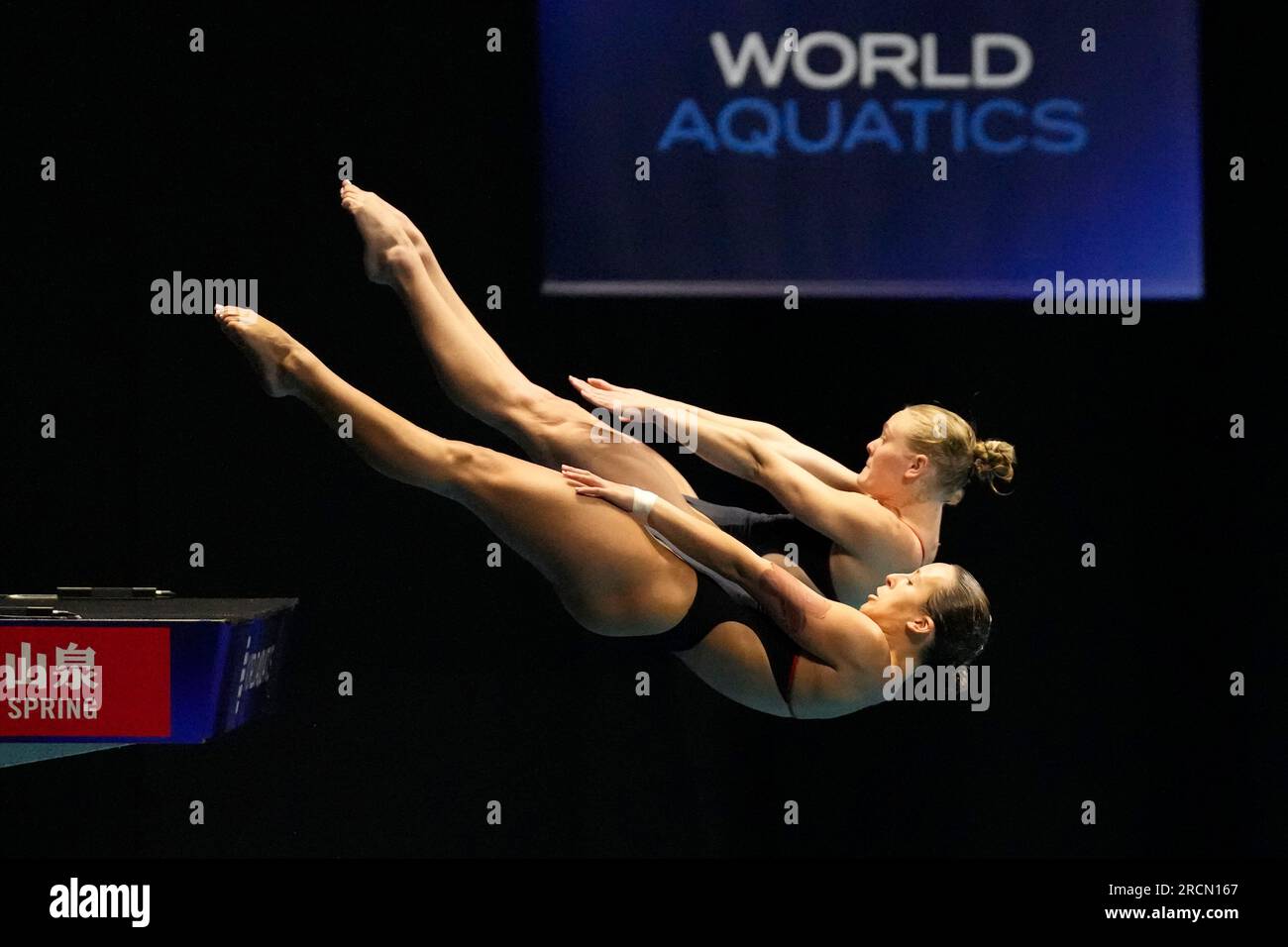 Jessica Parratto and Delaney Schnell of the United States compete in ...