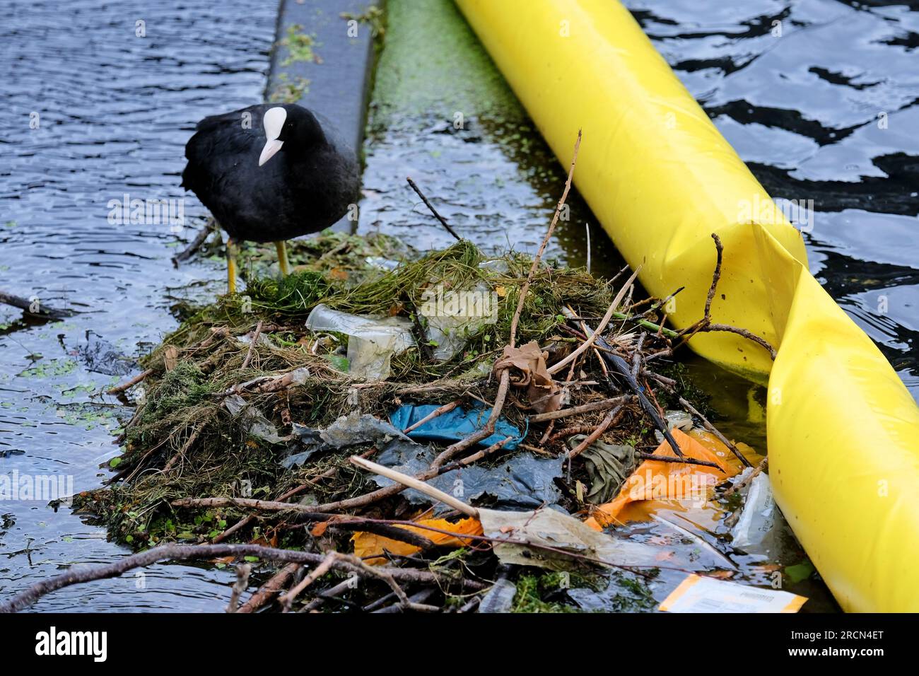 Floating litter barrier hi-res stock photography and images - Alamy