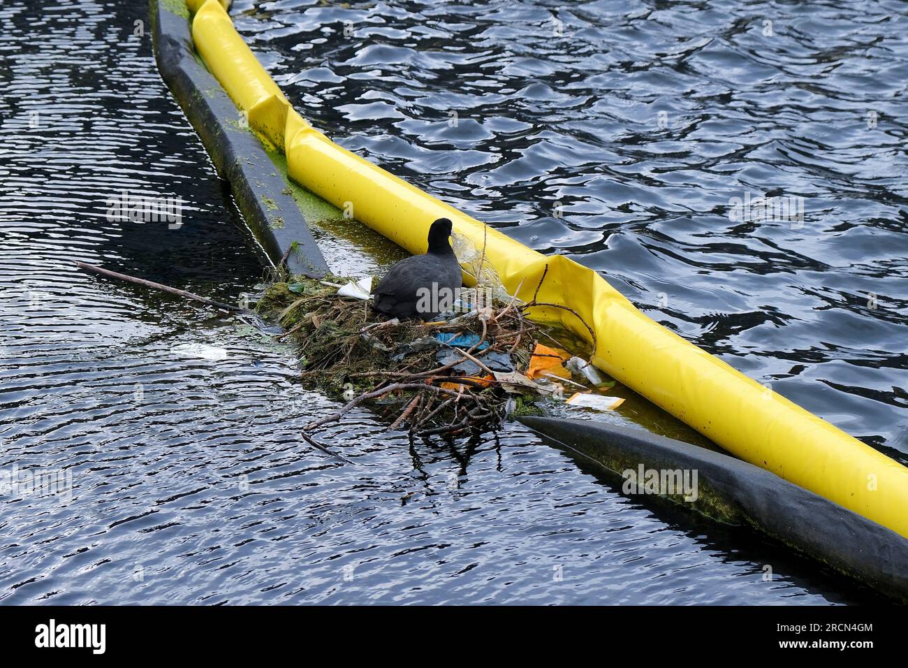 Floating litter boom hi-res stock photography and images - Alamy
