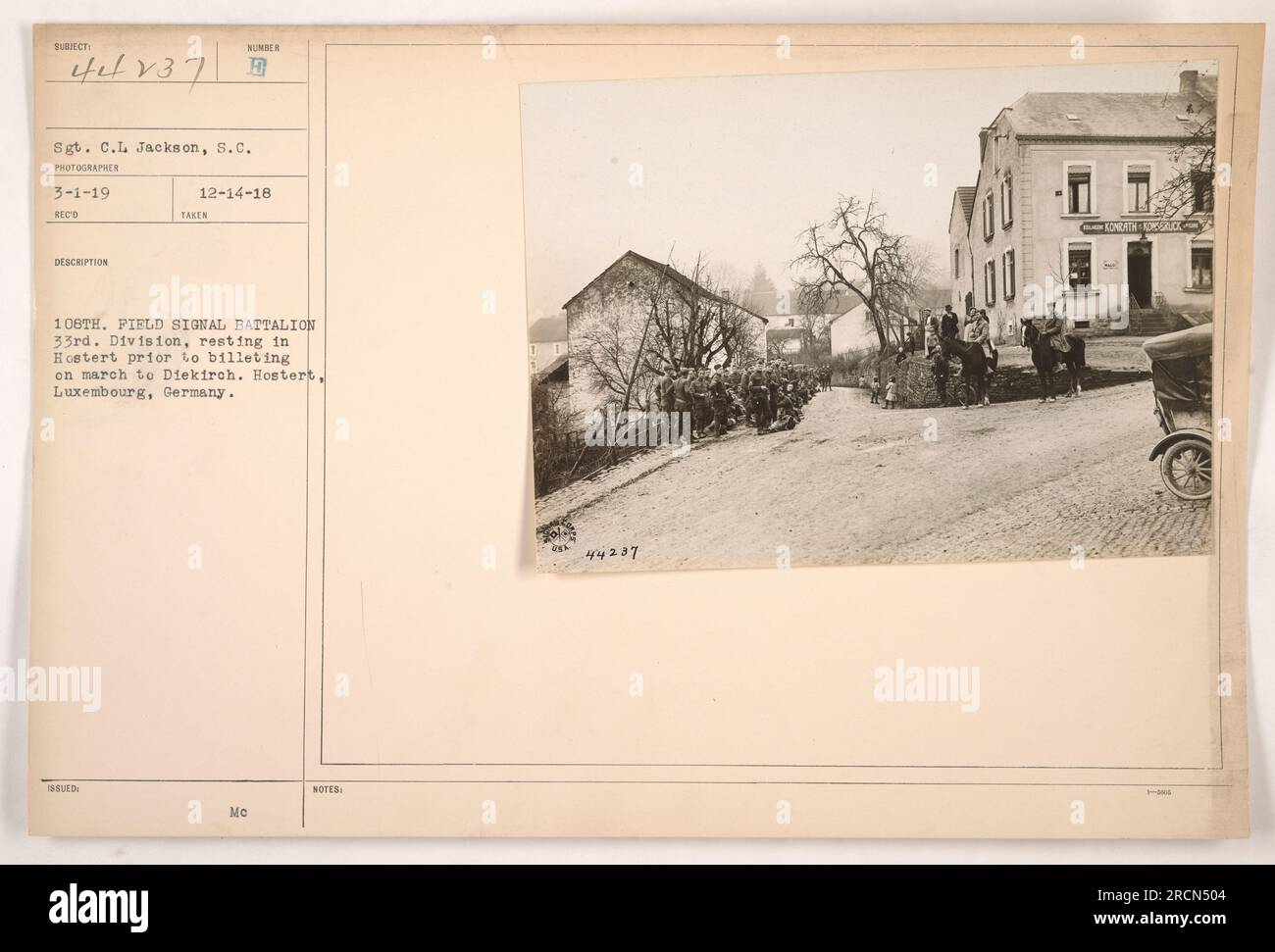 108th field signal battalion hi-res stock photography and images - Alamy