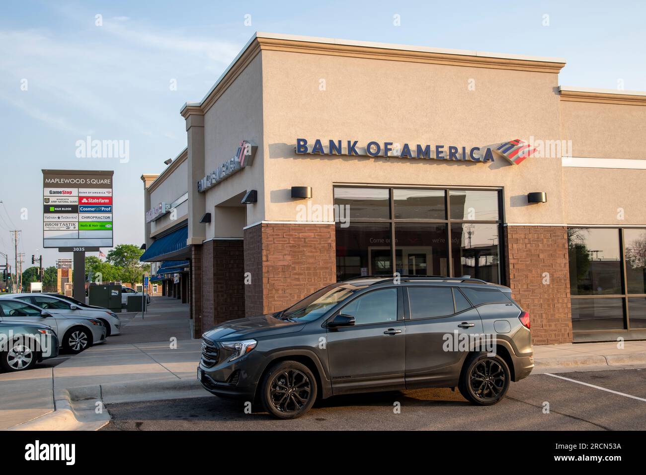 Maplewood mall hi-res stock photography and images - Alamy