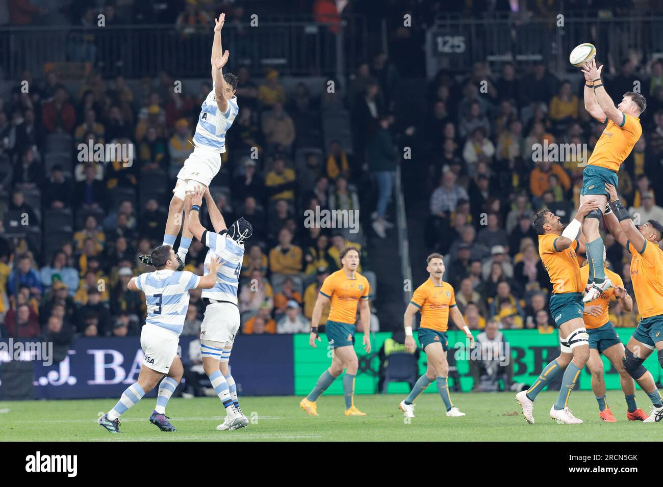 Rugby union tackling ball hi-res stock photography and images - Alamy