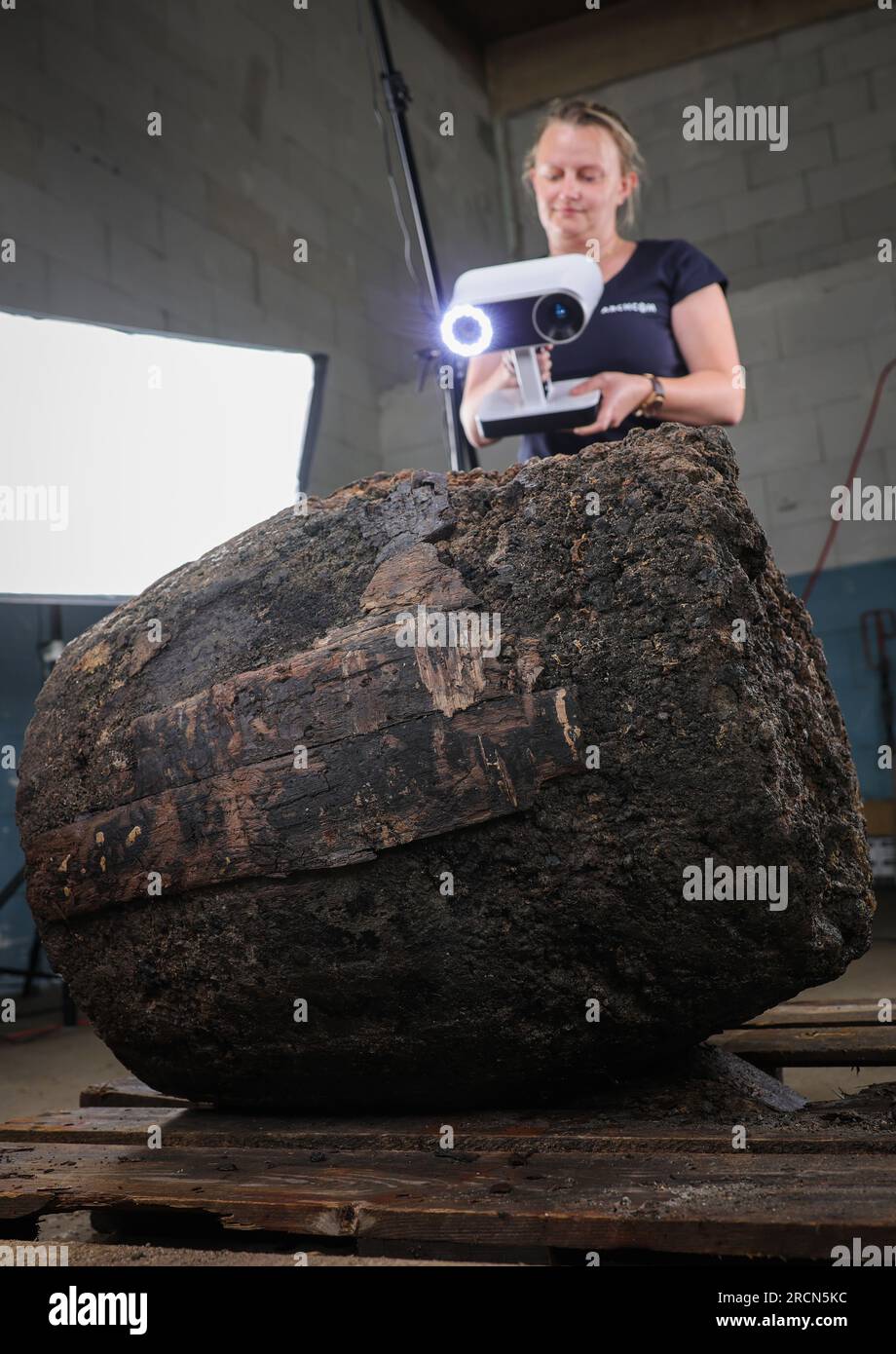 PRODUCTION - 14 July 2023, Schleswig-Holstein, Lübeck: Paula Kucharczyk ...