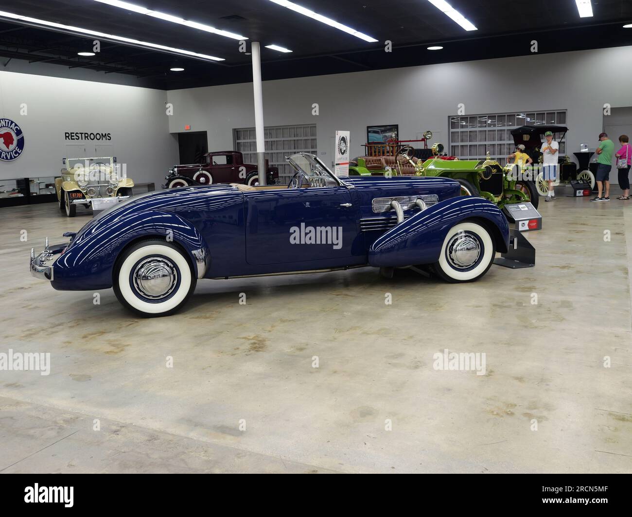 Manhattan, Kansas - July 14, 2023: Midwest Dream Car Collection ...