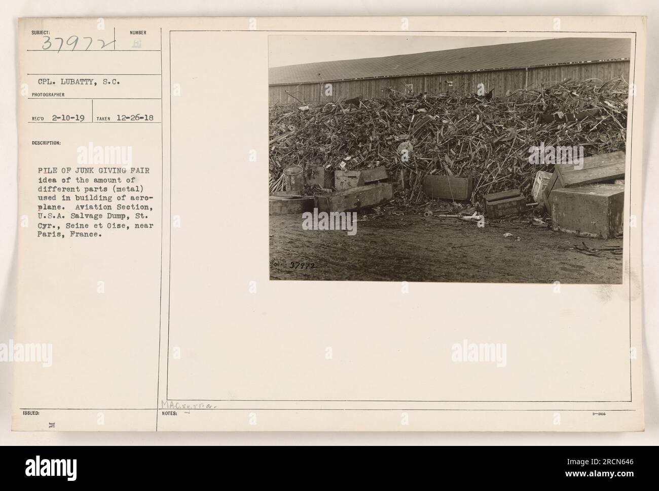 Salvage dump activities hi-res stock photography and images - Alamy