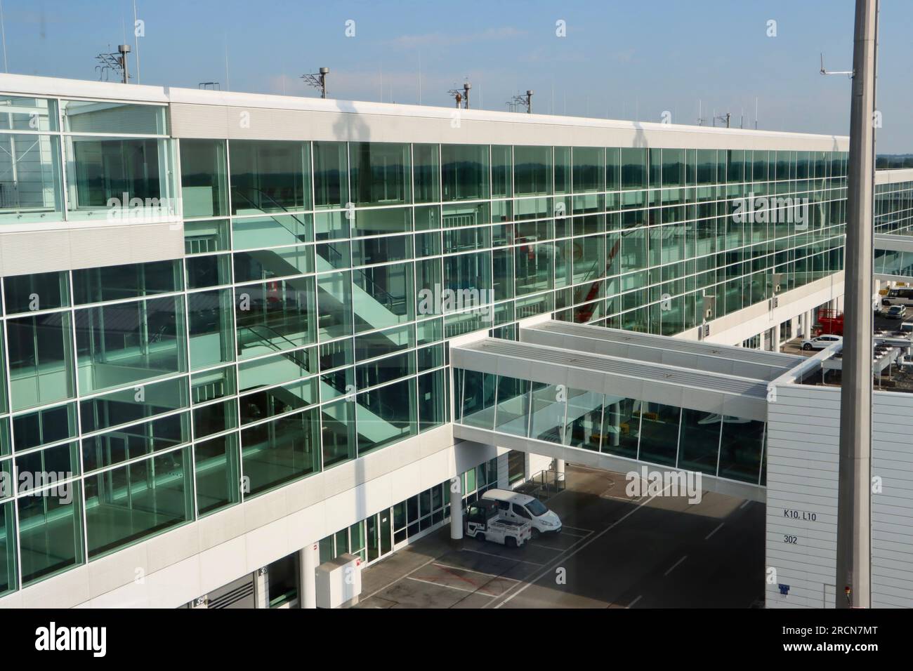 Flughafen munchen hi-res stock photography and images - Alamy