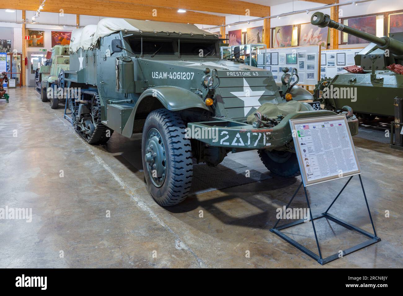 Half track car m2 hi-res stock photography and images - Alamy