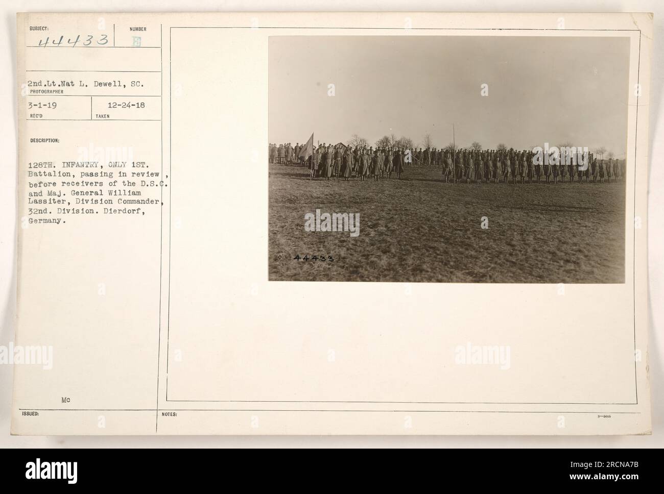 Distinguished service cross dsc receivers hi-res stock photography and ...