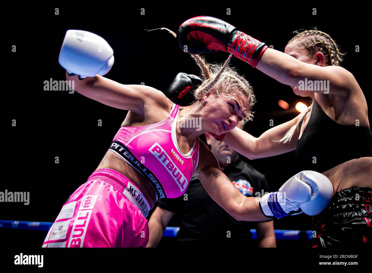 Daniella hemsley hi-res stock photography and images - Alamy